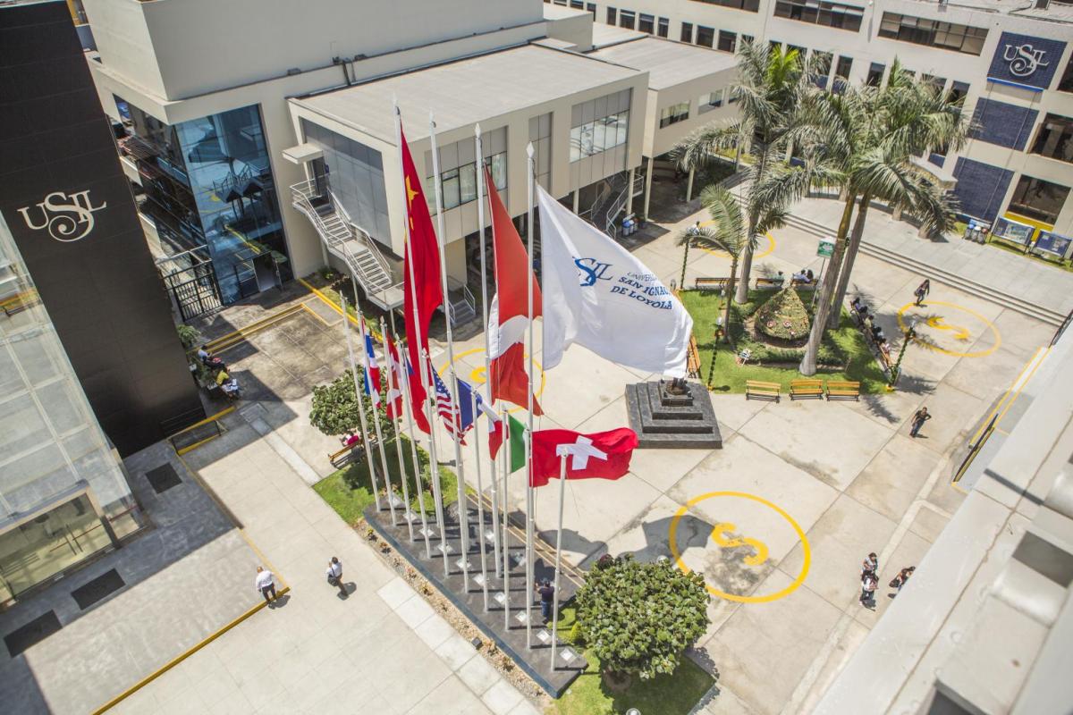 Universidad San Ignacio de Loyola - Study in Peru